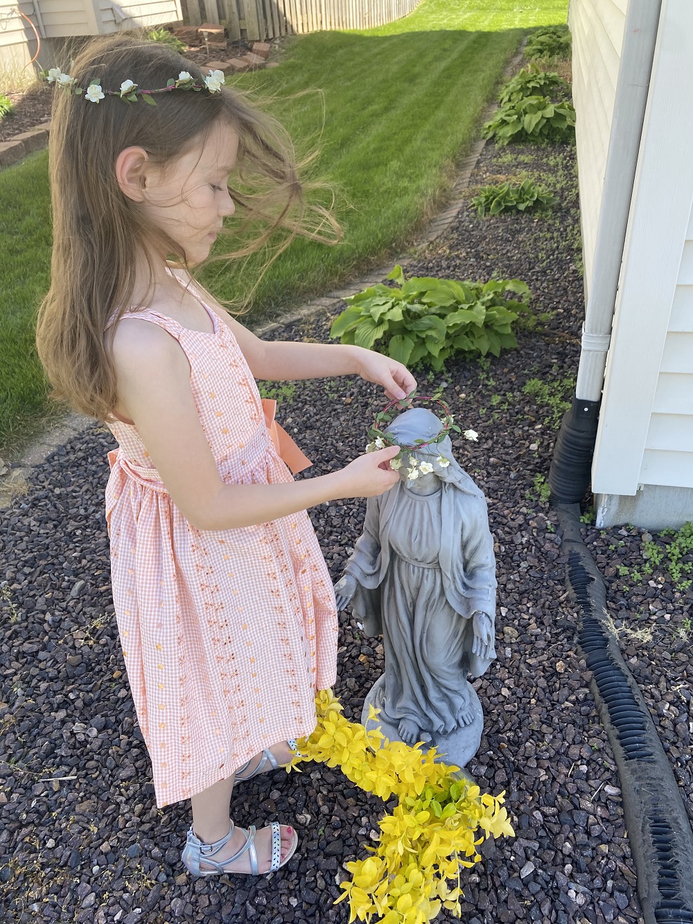 A Simple May Crowning of Mary at Home - My Liturgical Life